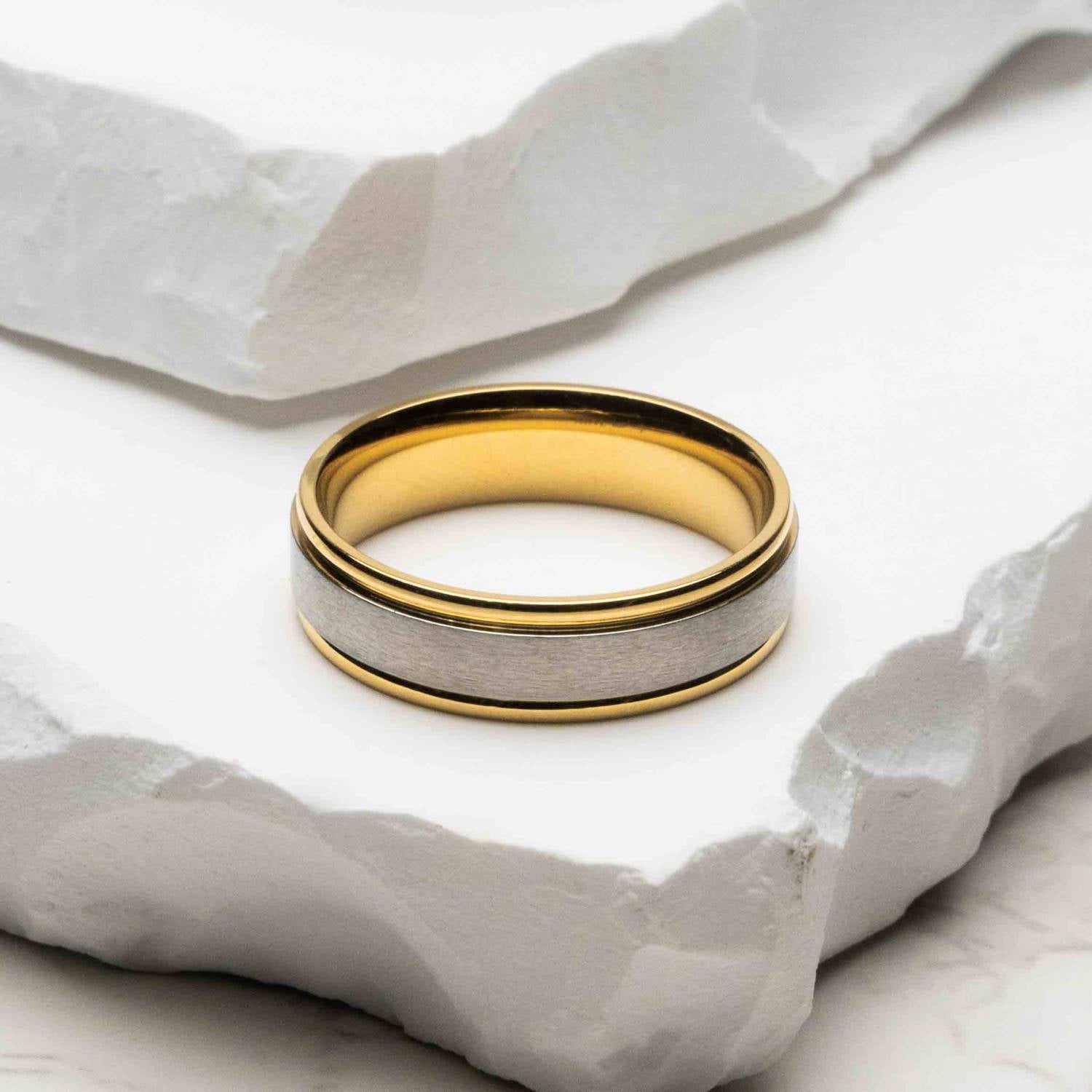 Carved Wedding Bands – Stakora
